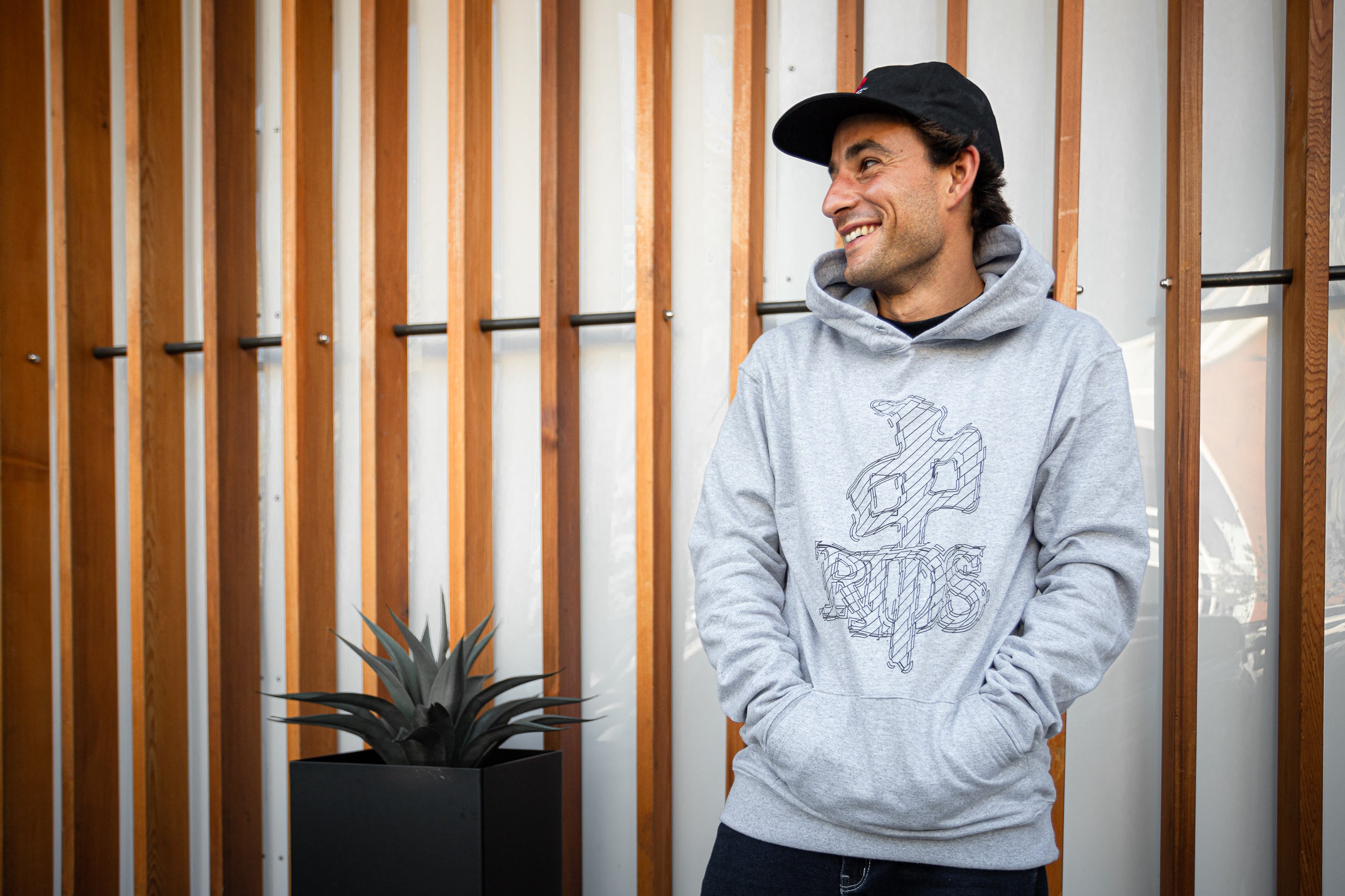 THE RED DRAGONS – Red Dragon